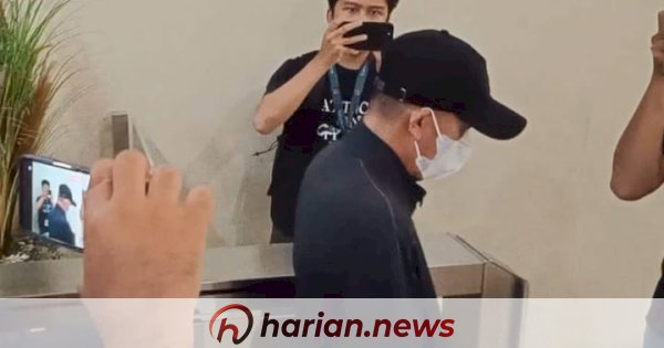 Kasus Pagar Laut Tangerang, Kades Kohod Arsin Akhirnya Ditahan